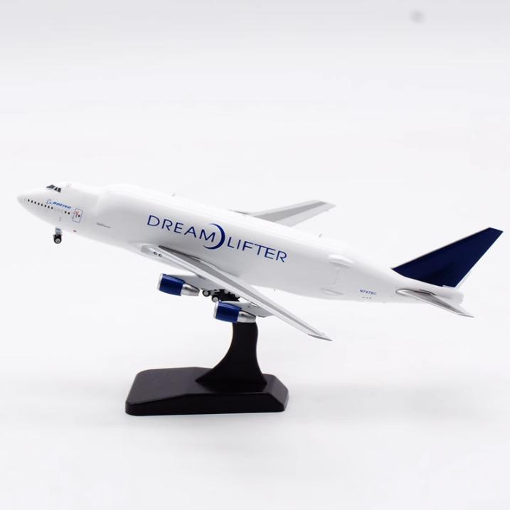 1/400 BOEING 747 DREAMLIFTER – Model Airplane丨FlyFreely